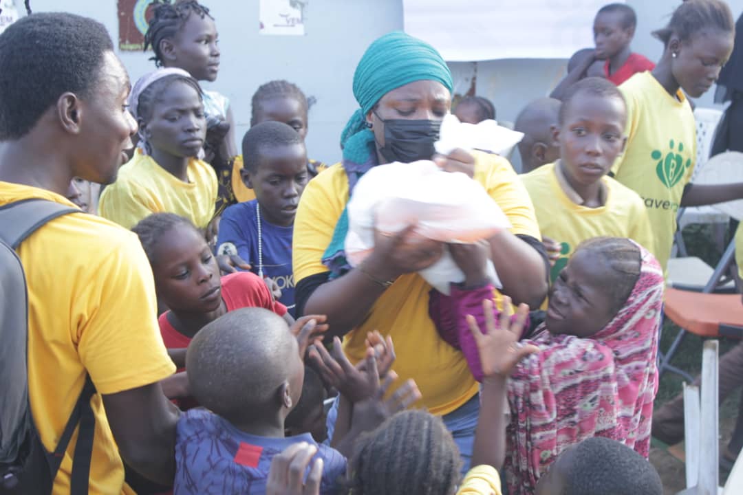 Food in Slums - Slum and Rural Health Initiative